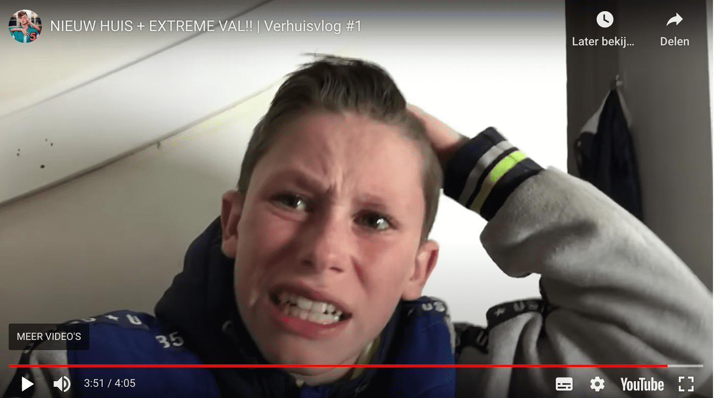 Oei bijna van de trap gevallen!